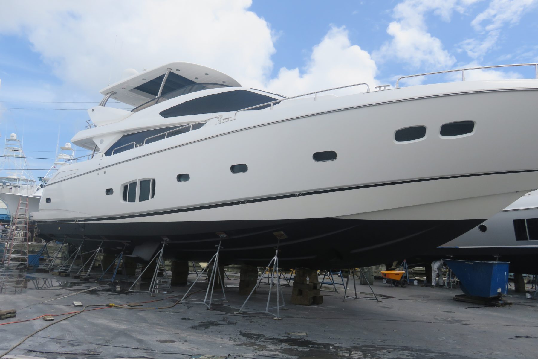 2010 Sunseeker 80 Yacht for Sale | Miami International Yacht Sales